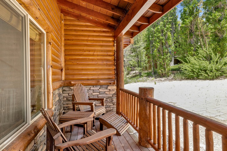 2261-Cozy Lakeview Hideaway, Cabins, Fawnskin, United States of America ...