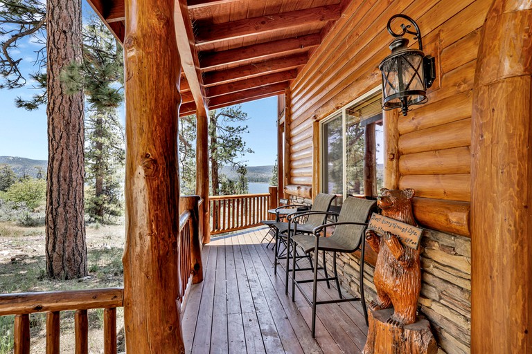 2261-Cozy Lakeview Hideaway, Cabins, Fawnskin, United States of America ...