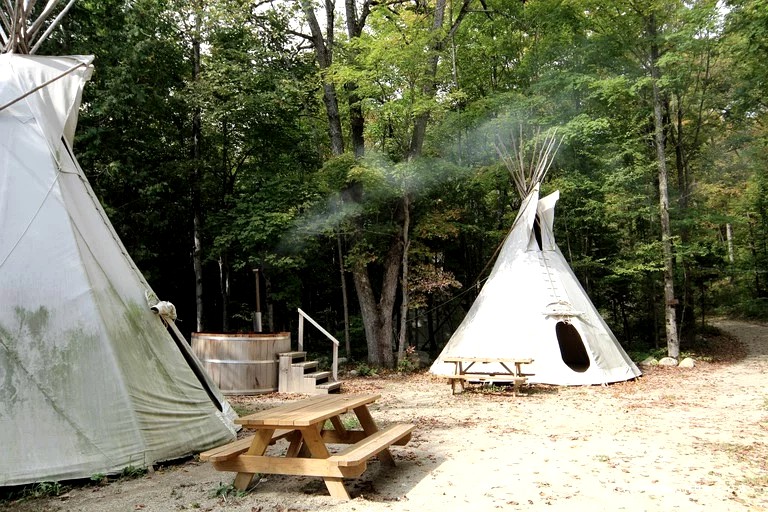 New Earth Estate - Beautiful Chalet, Cabins, Markdale, Canada ...