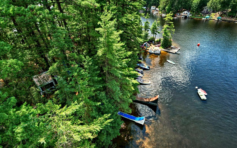 The Stabbin Cabin #2 on Grant Island Brantingham Lake, Private Islands ...