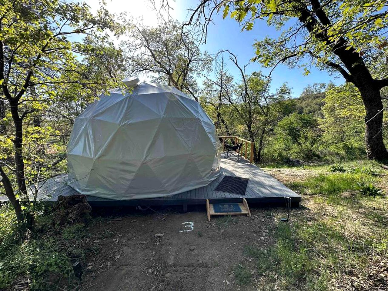 Enchanted Forest Dome -10 min to Park-3, Domes, Dunlap, United States ...