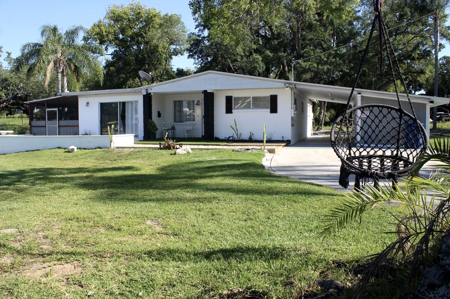 The River-House, Cottages, Tampa, United States of America | Glamping Hub