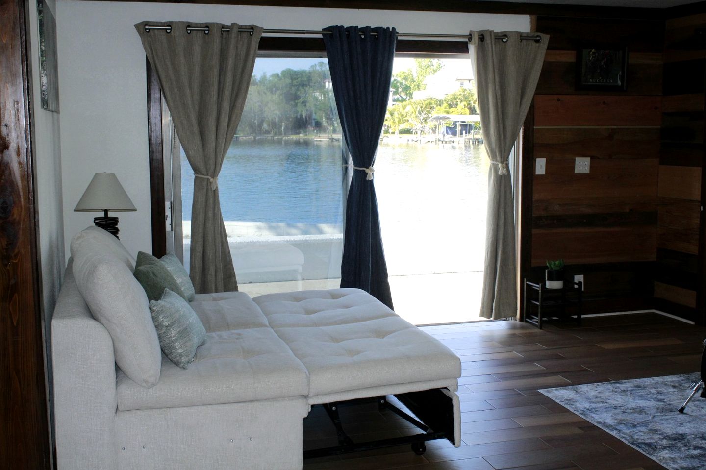 The River-House, Cottages, Tampa, United States of America | Glamping Hub