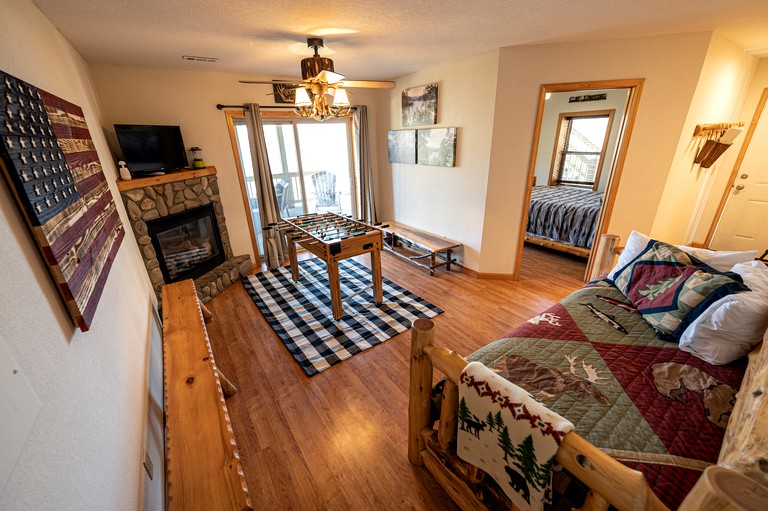 Ridgetop Lakeview Retreat - 4 Bedroom Cabin on Lake Nantahala w ...