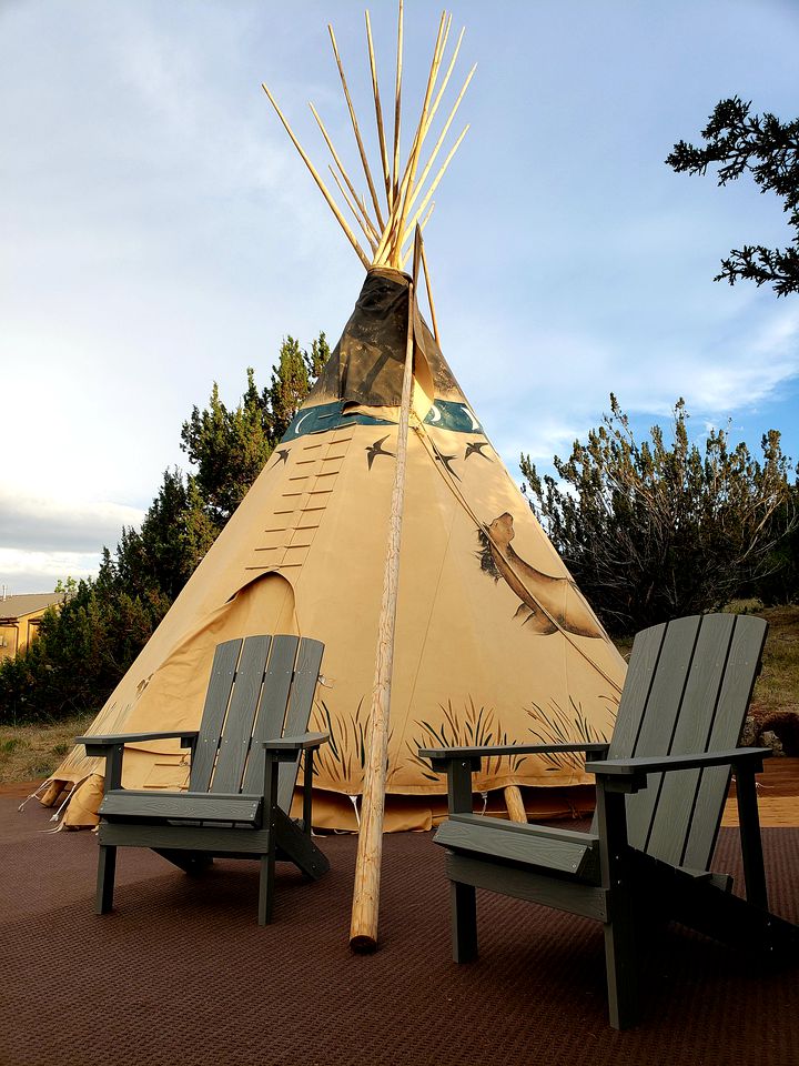 The Runaway Ranch, Tipis 98585, Beulah, United States of America ...