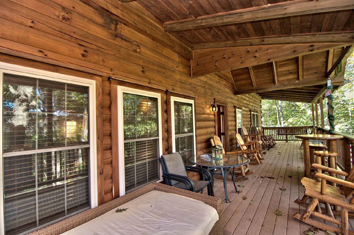 a.Fat Rabbit River View, Cabins, White Haven, United States of America ...