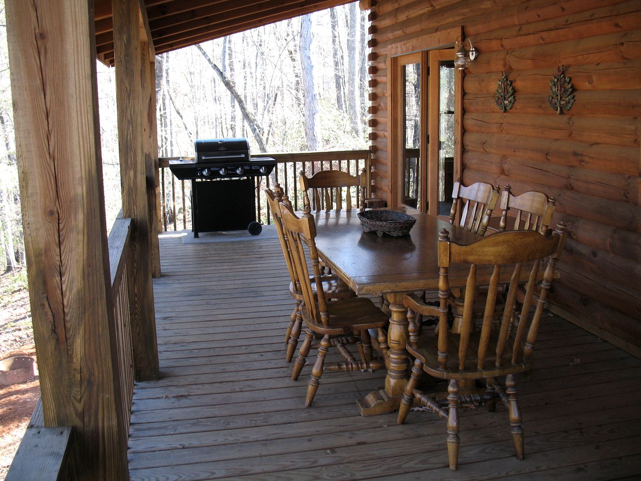 Beautiful Log Cabin In the Lake Lure~ close to Mirror Lake ~ WiFi, Log ...