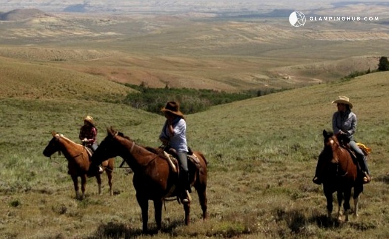 Ranch Stay Wyoming | Horseback Riding Wyoming