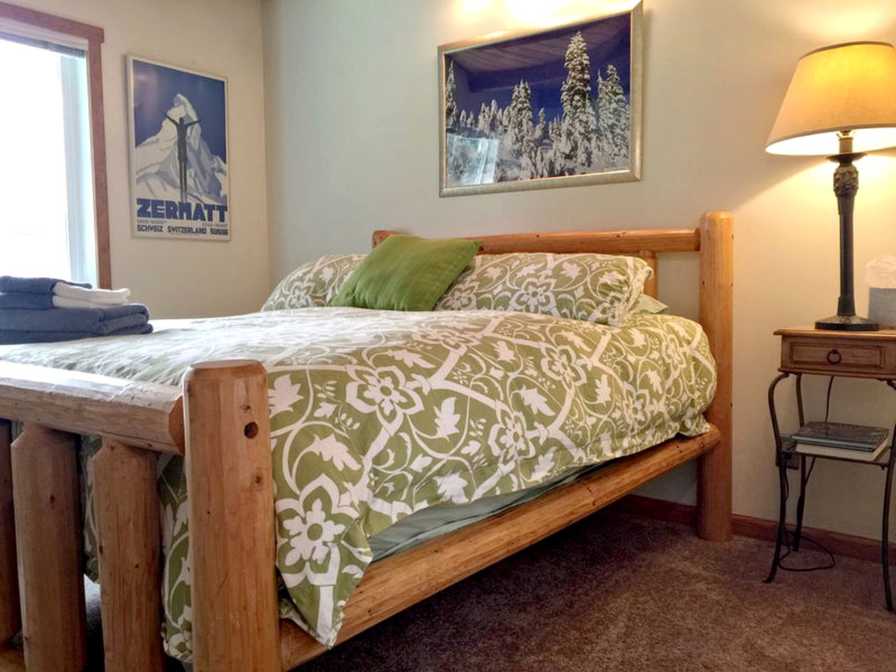 RU-Cabin #99 - Mt. Baker Lodge, Cabins, Glacier, United States of ...