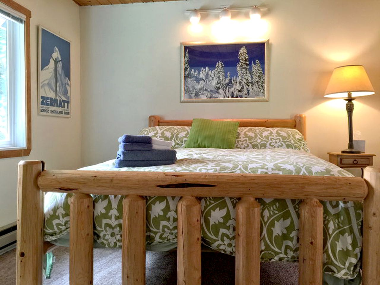 RU-Cabin #99 - Mt. Baker Lodge, Cabins, Glacier, United States of ...