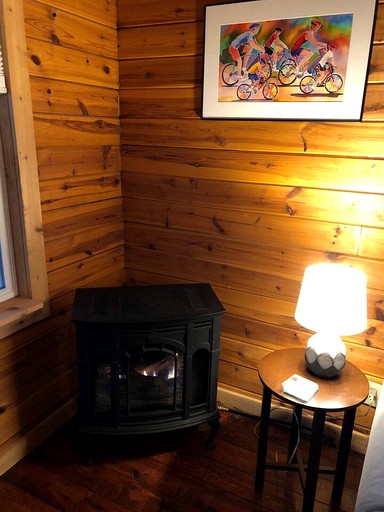 Red Roof Retreat Cabin, Log Cabins, Goreville, United States of America ...