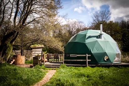 Luxury Glamping with Hot Tub UK | Holidays Private Hot Tubs