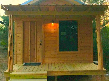Discover Hill Country, Texas: South Llano River State Park cabins!
