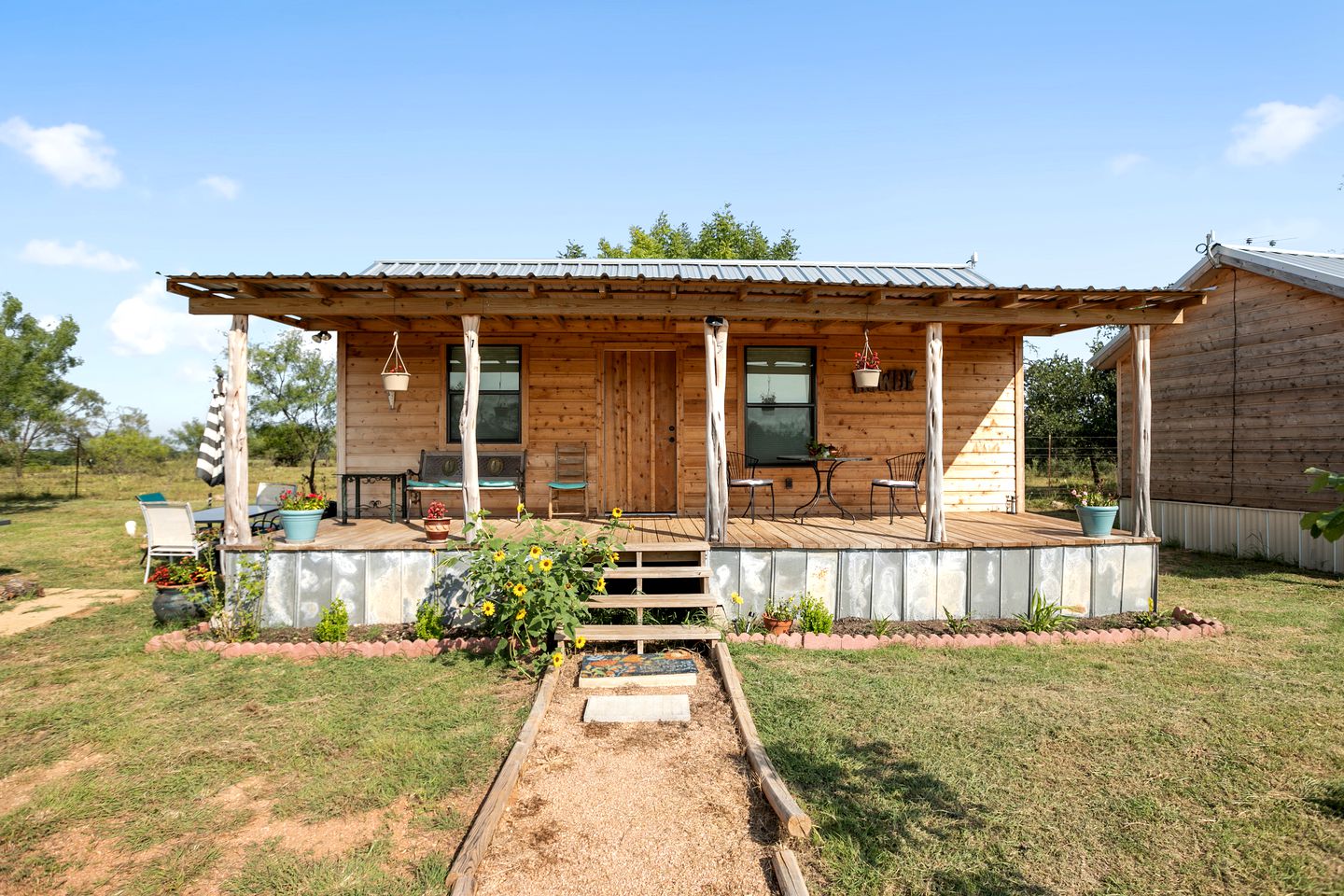 HR Cabin 5 - The Indian Cabin, Cabins, Fredericksburg, United States of ...