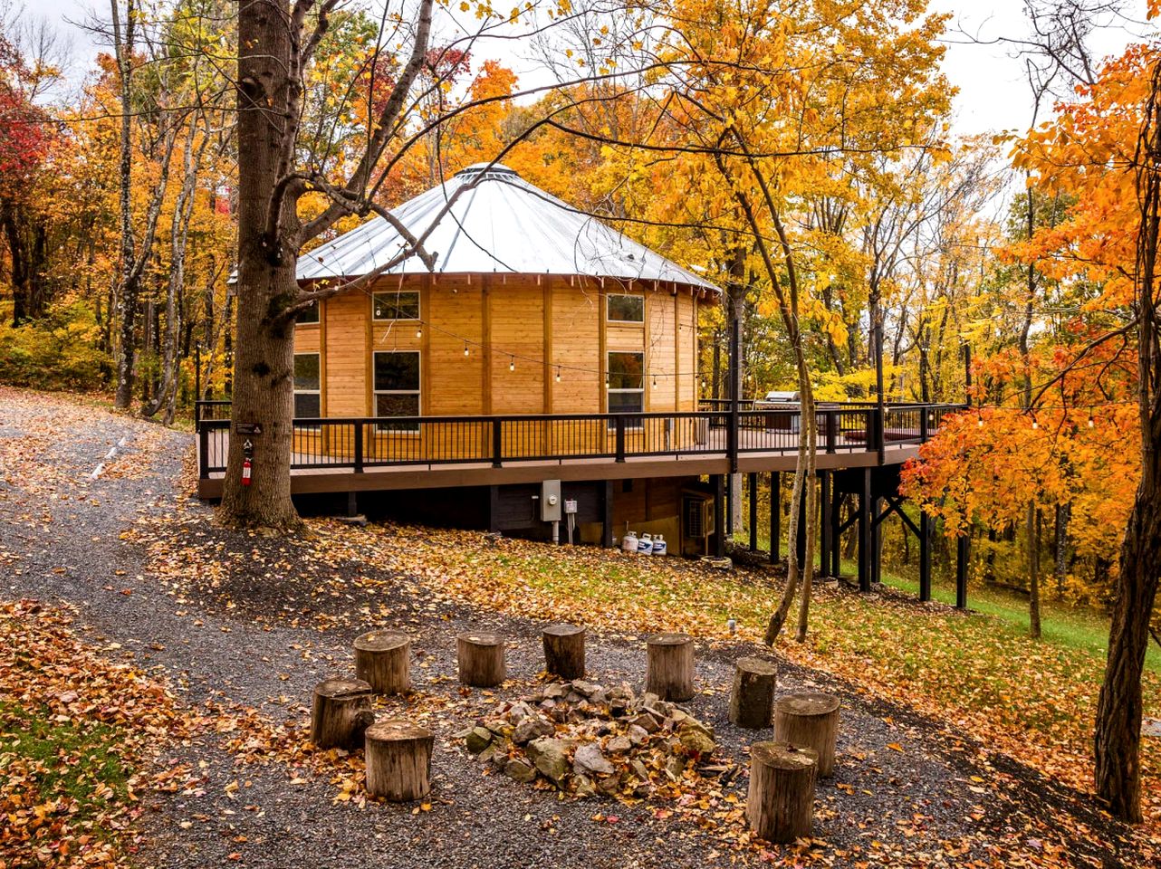 Shenandoah Yurt: Hot Tub~Wood Stove~WiFi~EVcharger, Yurts, Stanley ...