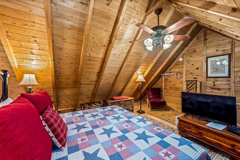 The Hideaway at Mentone, Cabins, Mentone, United States of America ...