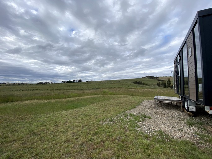 RU - Maluridae Sunset Views, Tiny Houses, Smeaton, Australia | Glamping Hub