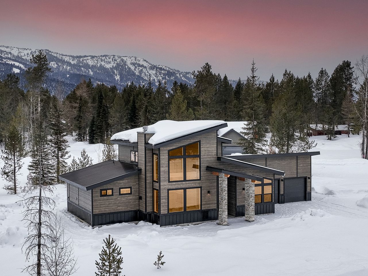 Modern Stunning 3 bedroom Cabin in Donnelly close to Tamarack!, Cabins ...