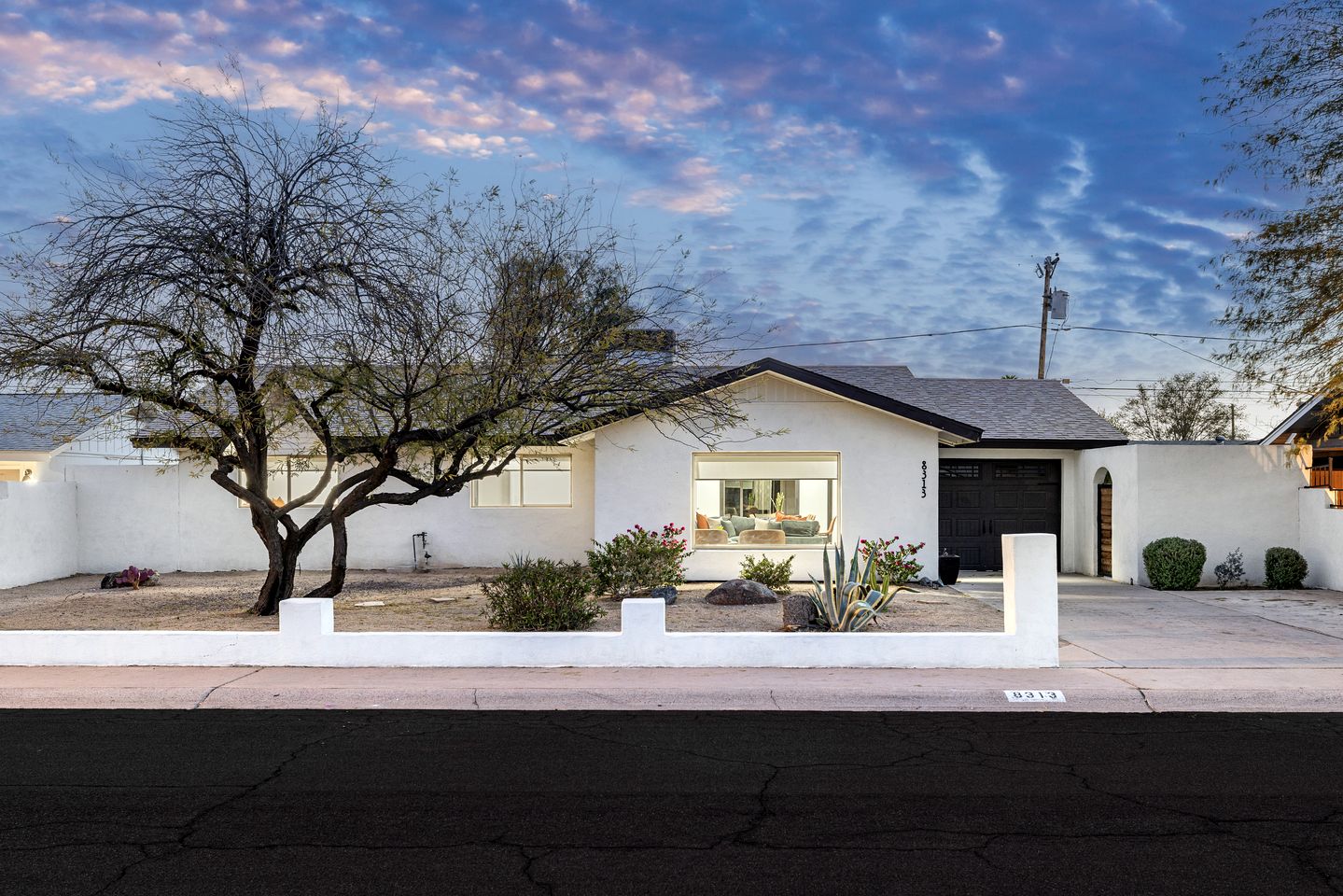 Moody Modern Desert Retreat – Backyard Bliss Awaits | Scottsdale ...