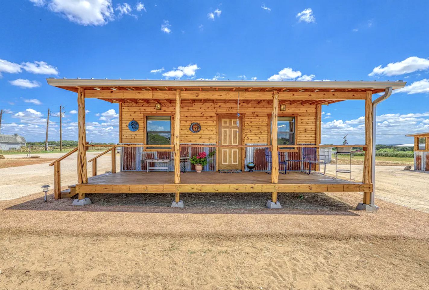 RU - Moon View, Cabins, Fredericksburg, United States of America ...
