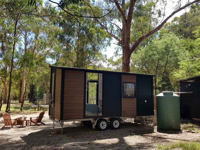 Mountain Ash Cabin, Tiny Houses, Castella, Australia | Glamping Hub