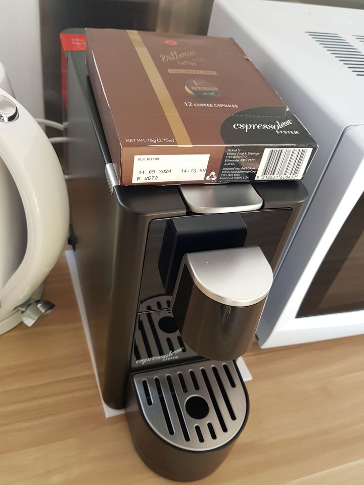 Mountain Ash Cabin, Tiny Houses, Castella, Australia | Glamping Hub