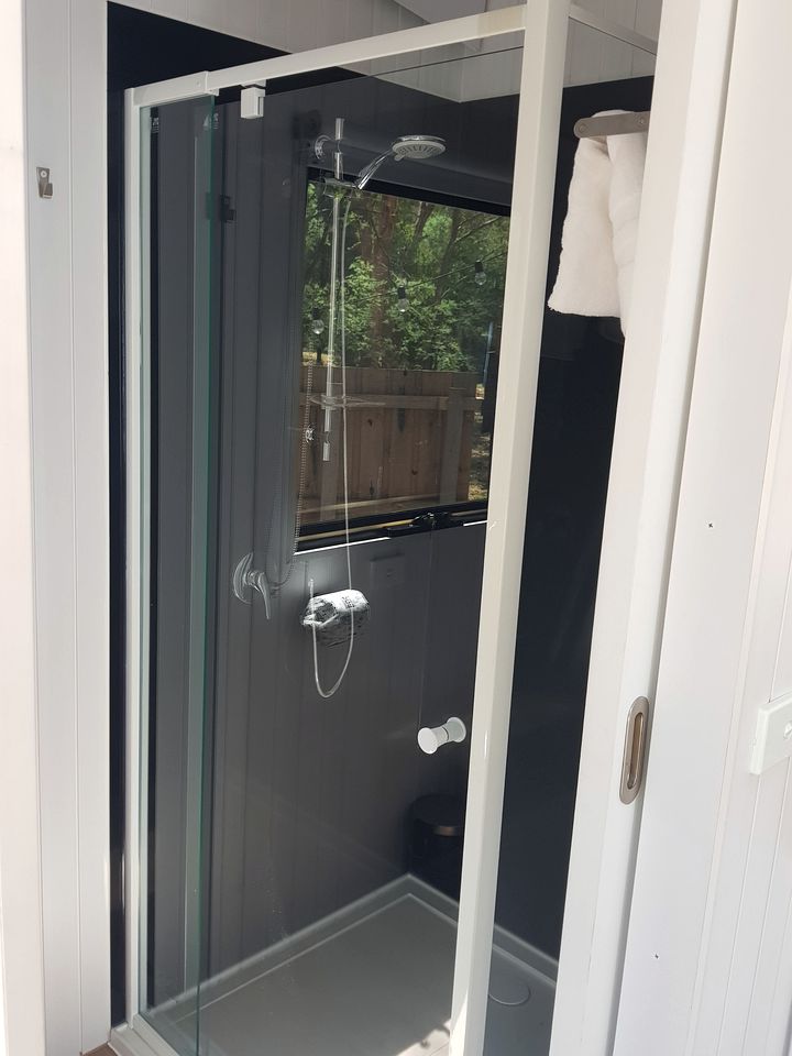 Mountain Ash Cabin, Tiny Houses, Castella, Australia | Glamping Hub