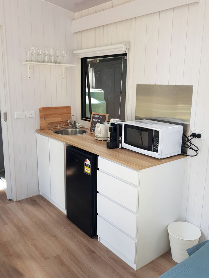 Mountain Ash Cabin, Tiny Houses, Castella, Australia | Glamping Hub