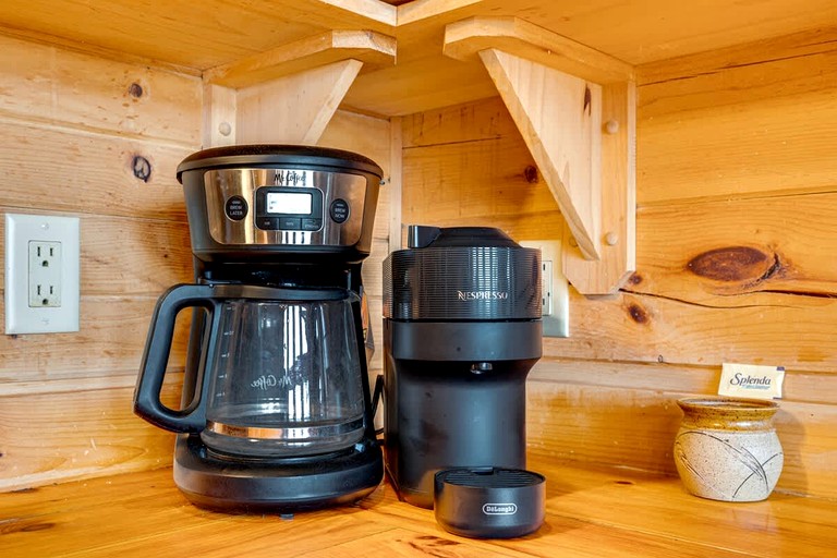 Mountain Cabin w/40 Acres, Hot Tub, FirePit & More | Moorefield, West ...