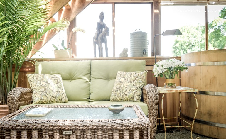 Cozy Cottage Getaway in Oregon | Glamping in Oregon