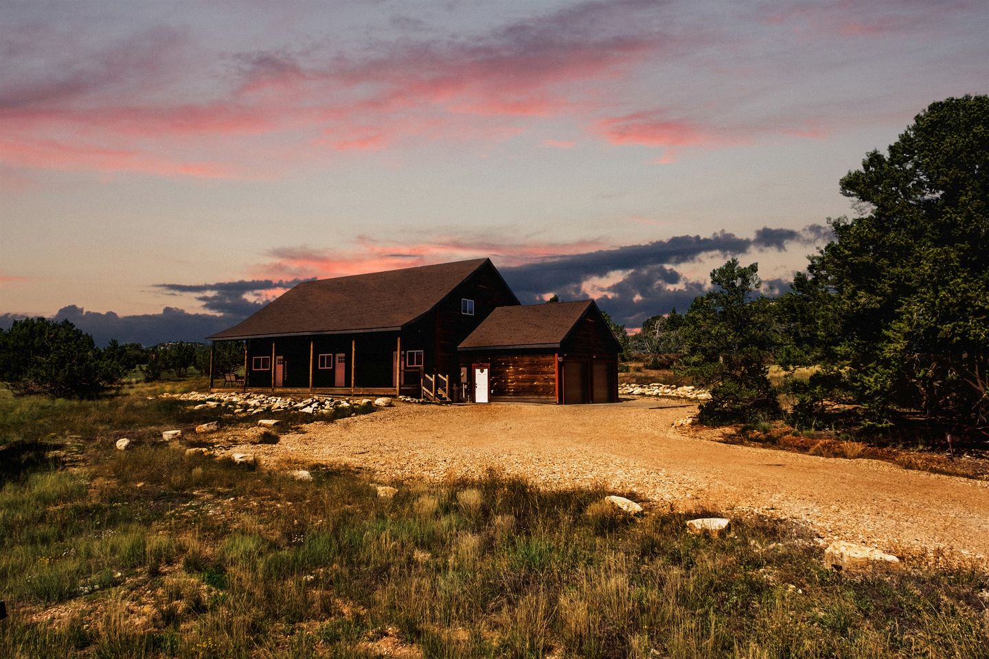 Red Rock Ranch, Cabins, Orderville, United States of America | Glamping Hub