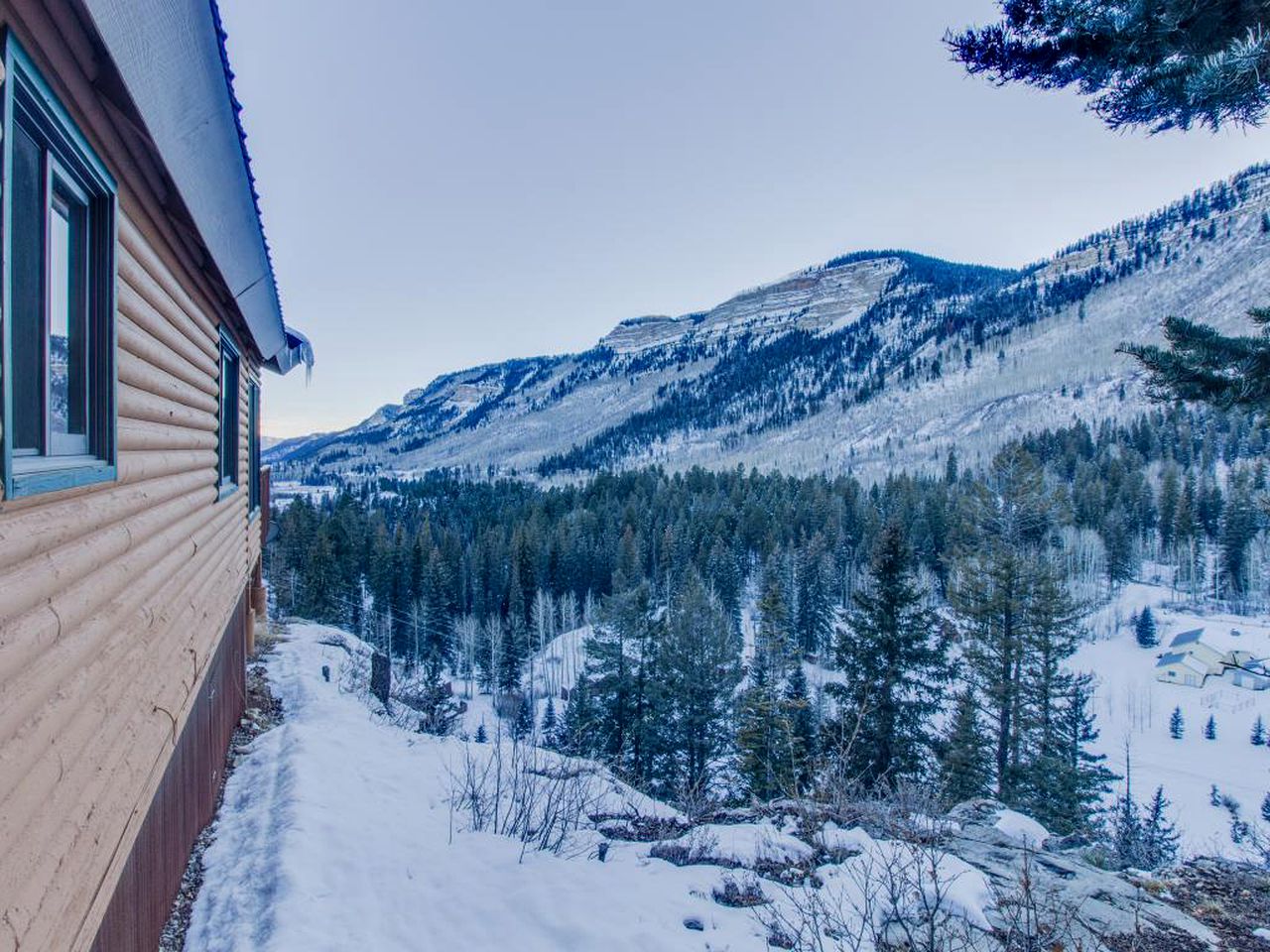 Getaway by Electra Lake in Colorado