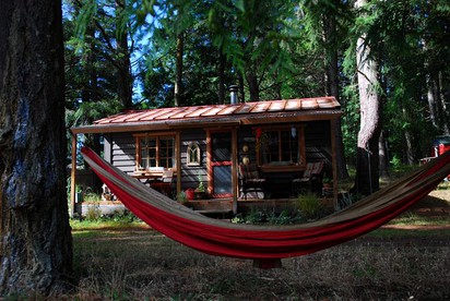 Secluded Log Cabin Rentals | Vancouver Island | Glamping Hub