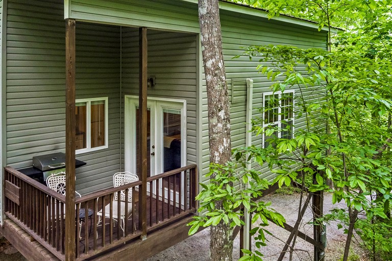 Serenity Escape Treehouse, Cabins, Fort Payne, United States of America ...
