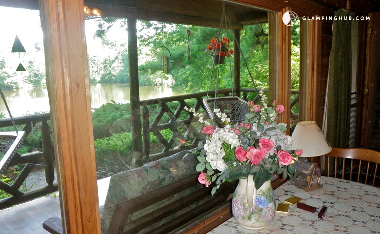 Luxury Cabin in New York | Glamping Hub