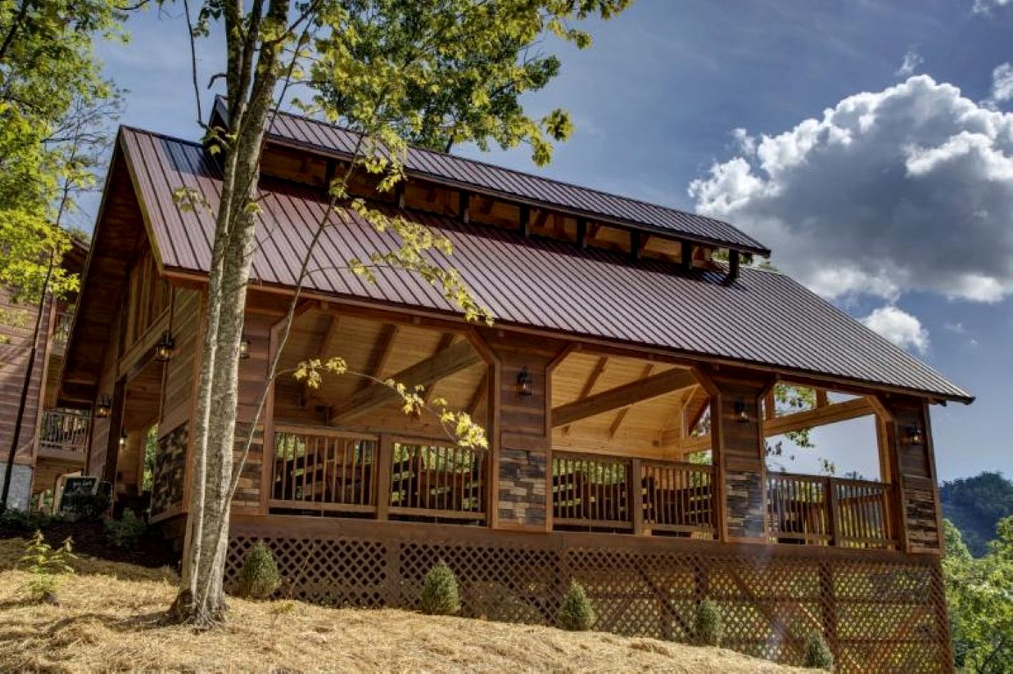 Sky View Lodge - 5 Bedrooms, 5 Baths, Sleeps 16, Cabins, Pigeon Forge ...