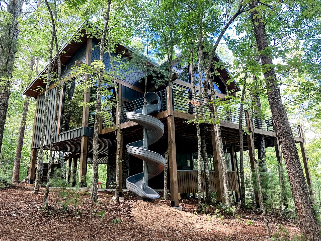Hidden Lake Hideout, Cabins, Cherry Log, United States of America ...