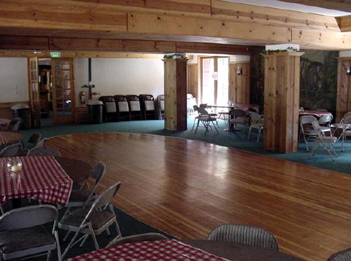 Strawberry Lodge, Nature Lodges 42869, Kyburz, United States of America ...