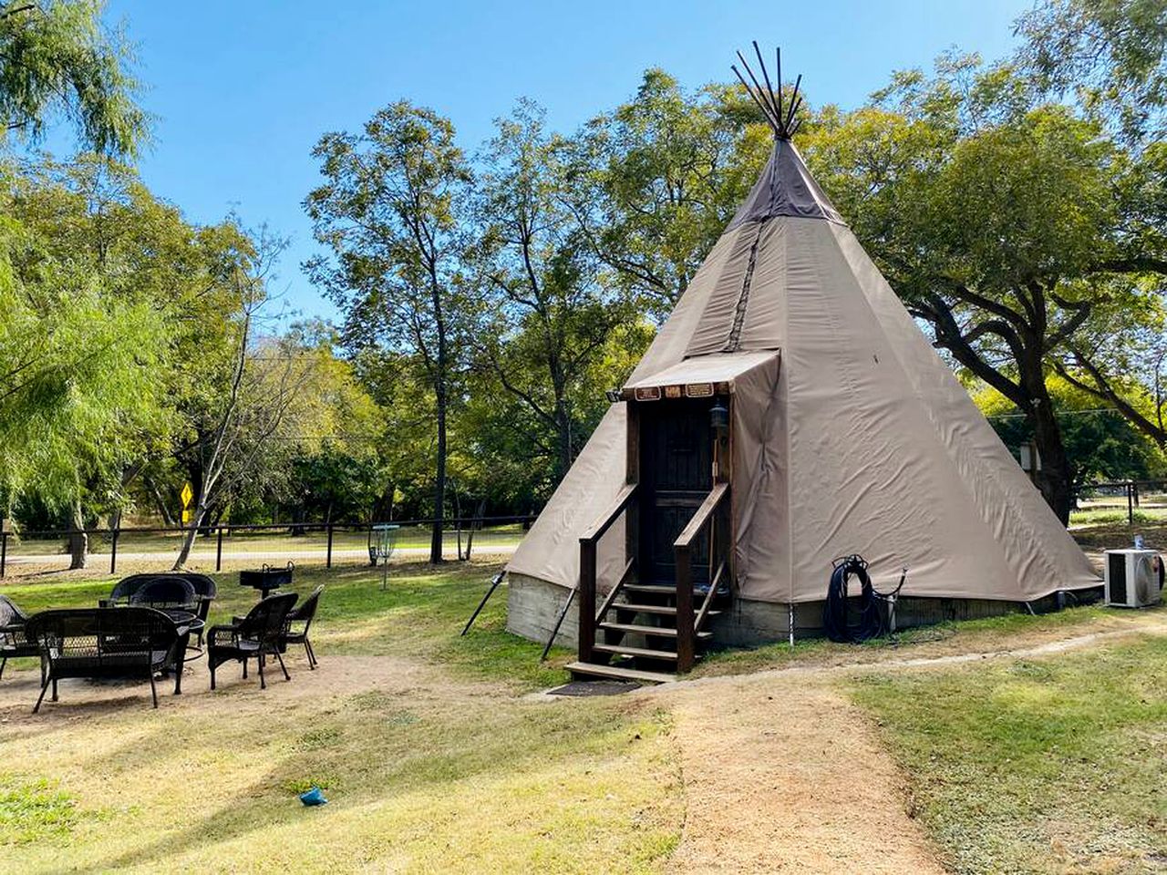 Waterfront Teepee 0 - Bird Sings | Seguin, Texas | Glamping Hub