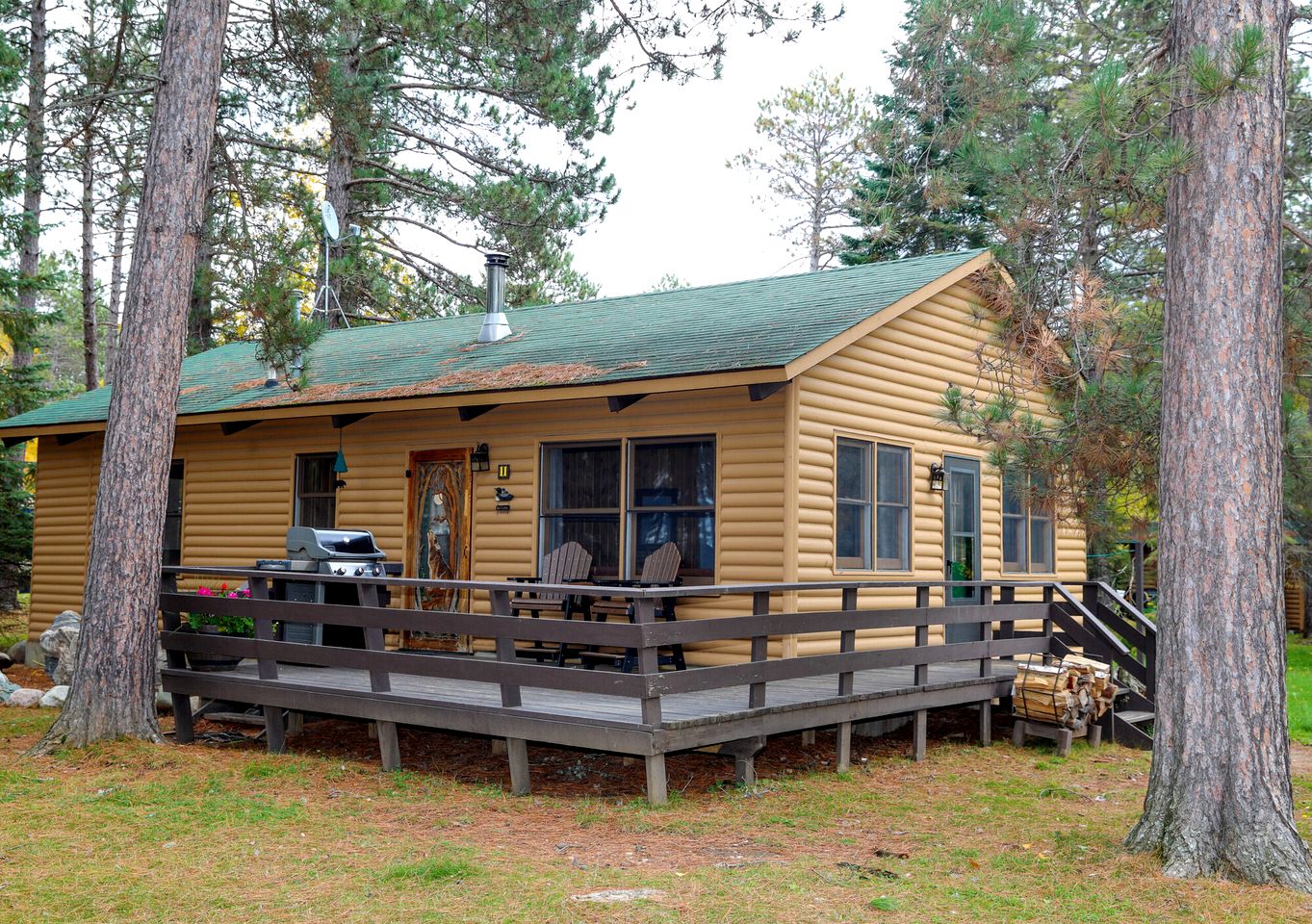 The Cub Cabin @ Timber Bay (CB11) | Babbitt, Minnesota | Glamping Hub