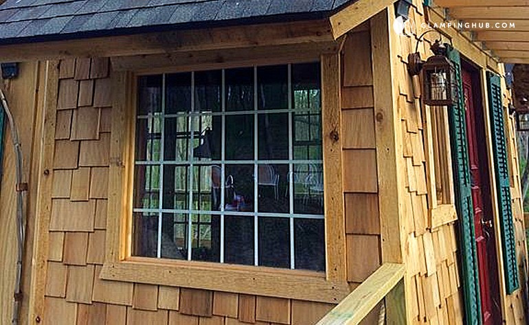 Tree House Rental in Nauvoo, Illinois