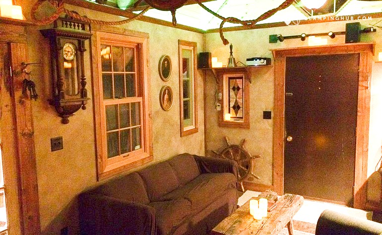 Tree House Rental in Nauvoo, Illinois