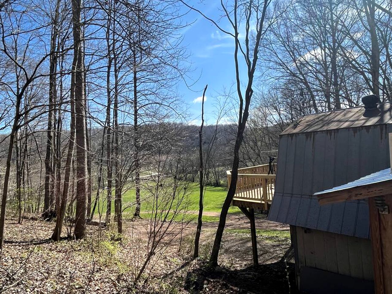 Treehouse Loft in the Magical Forest /hot tub, Tree Houses, Franklin ...