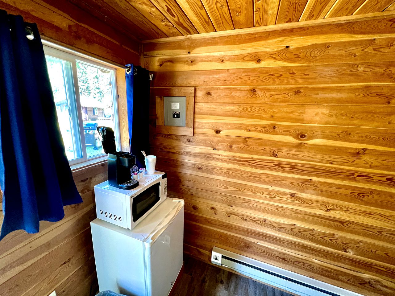 RU - Triple G’s Resort - Cabin 4, Cabins, Essex, United States of ...