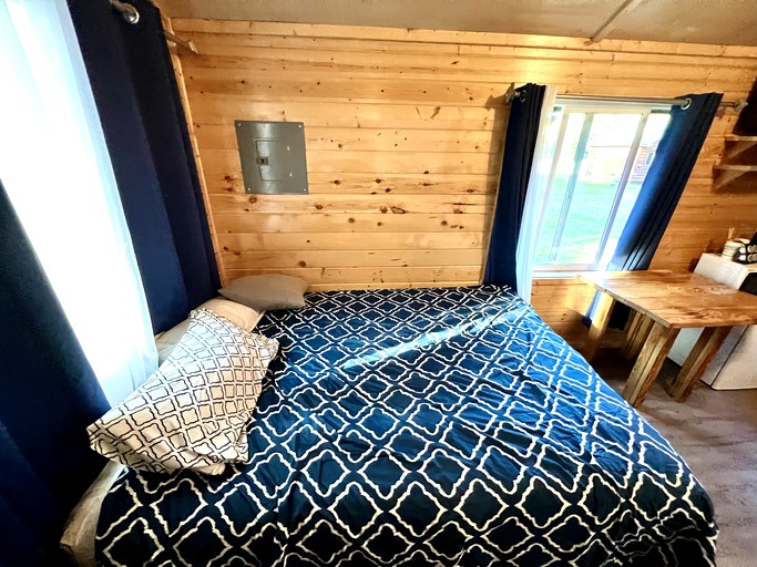 Triple G’s Resort - Cabin 7 - Save up to 10% with Glamping Hub - Essex ...