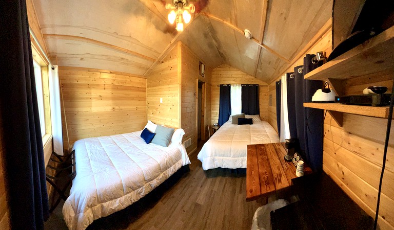 RU - Triple G’s Resort - Cabin 8, Cabins, Essex, United States of ...