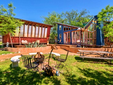 Romantic Cabin Getaways in Texas Hill Country | Getaways for Couples