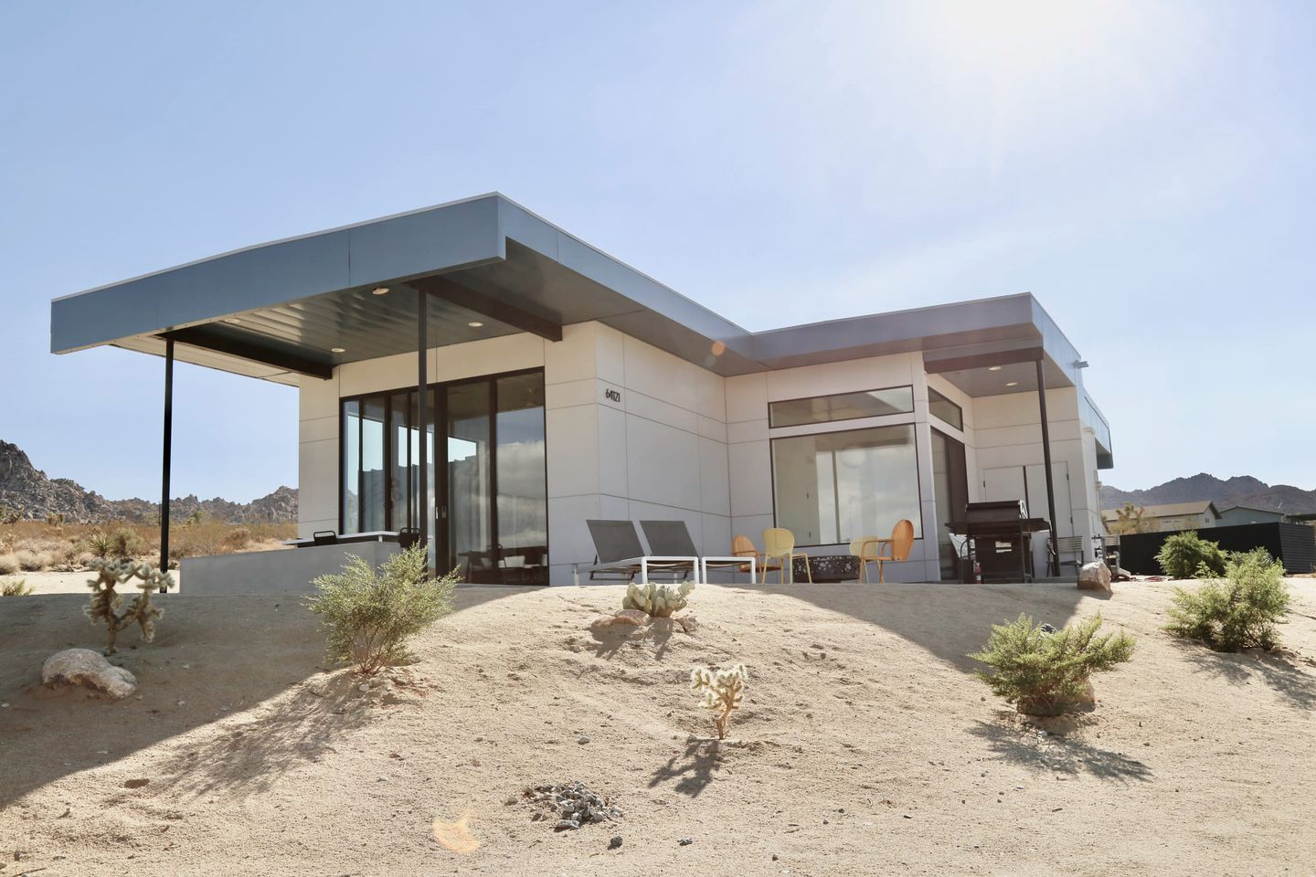 Fantastic Cute Vacation Rental with Hot-tub and Fire Pit in Joshua Tree ...