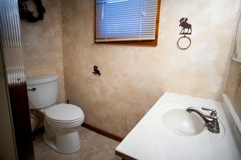 Woodchuck Cabin @ Timber Bay (CB05) | Babbitt, Minnesota | Glamping Hub